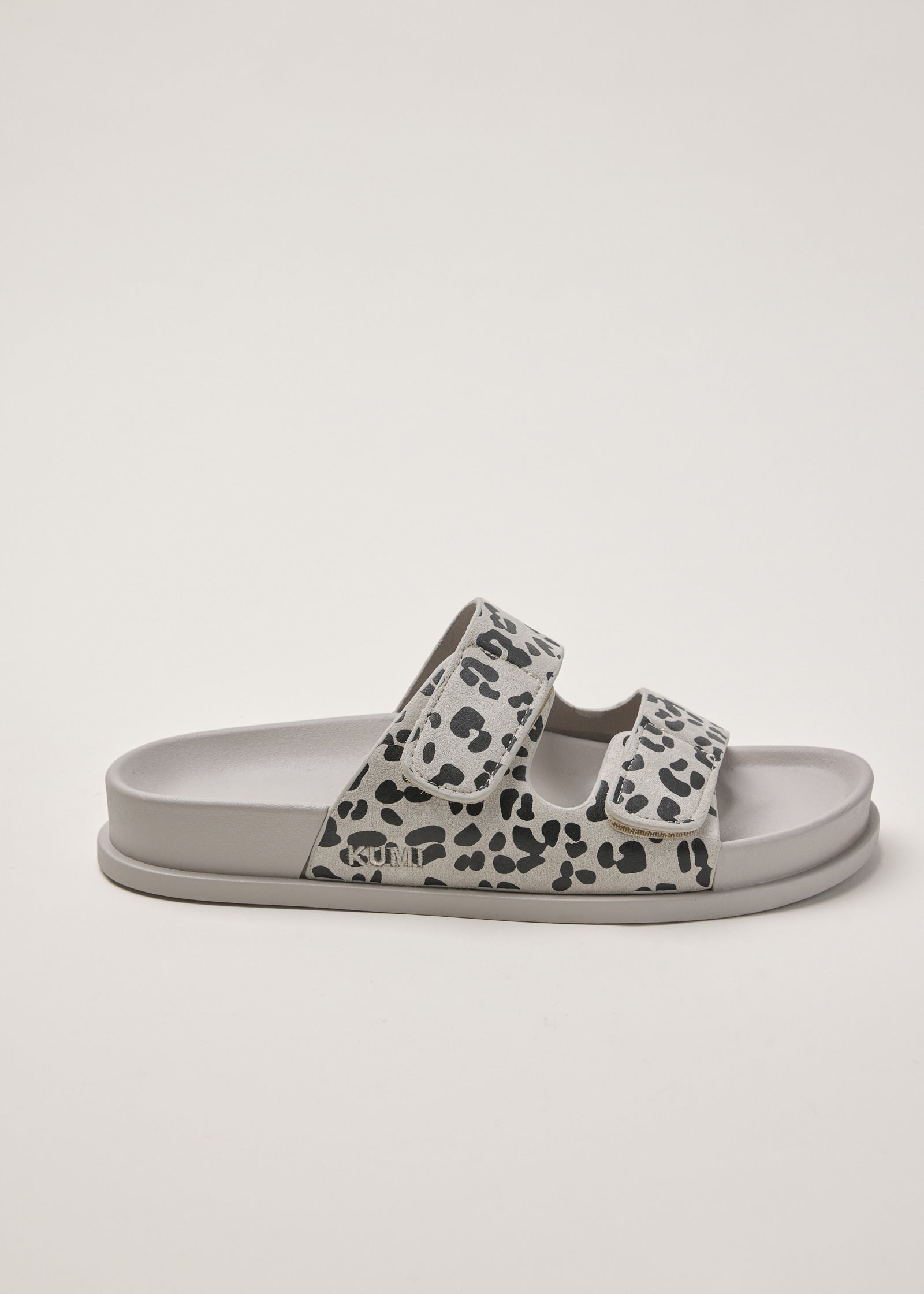 Two strap slides Offwhite Leopard – Kumi